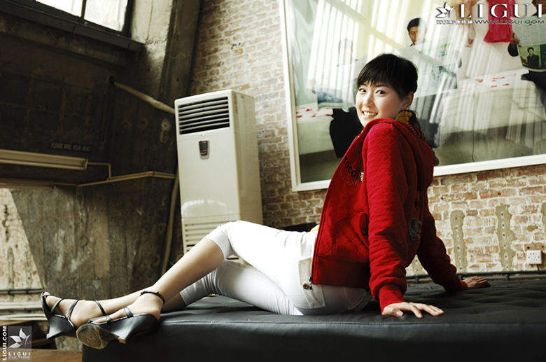 [Ligui丽柜]2013.08.22 Tingting[47+1P53.2MB] - 国模套图